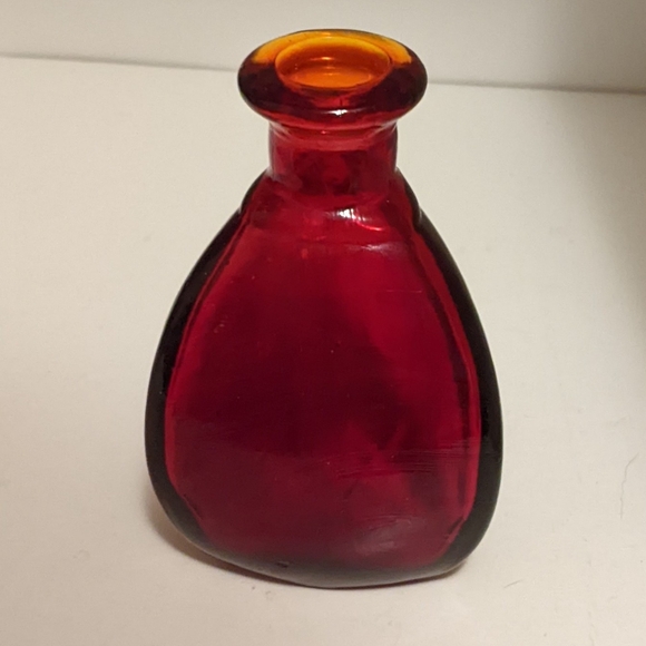Accents | Vintage Small Triangular Red Indiana Glass Vase | Poshmark